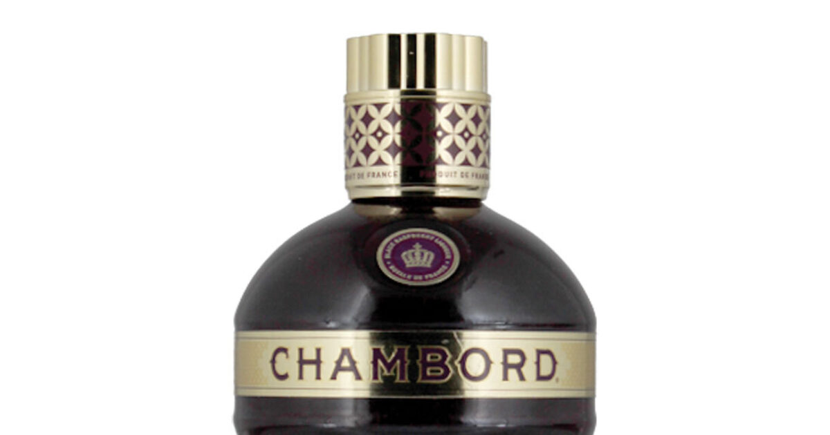 Chambord Black Raspberry Liqueur 20cl | Prestige Drinks