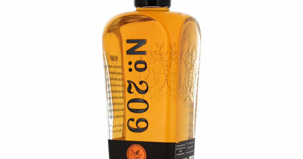 No. 209 Cabernet Sauvignon Barrel Reserve Gin 70cl | Prestige Drinks